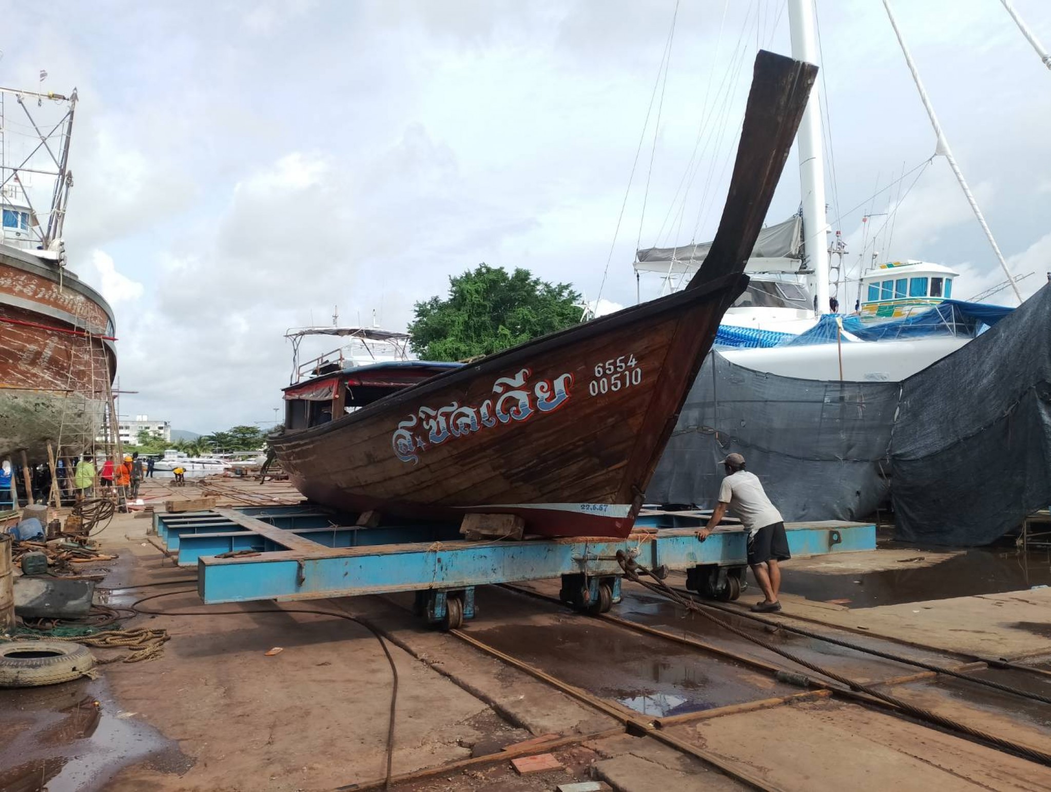 Index of /Apps/DMS/images-server/boats/314