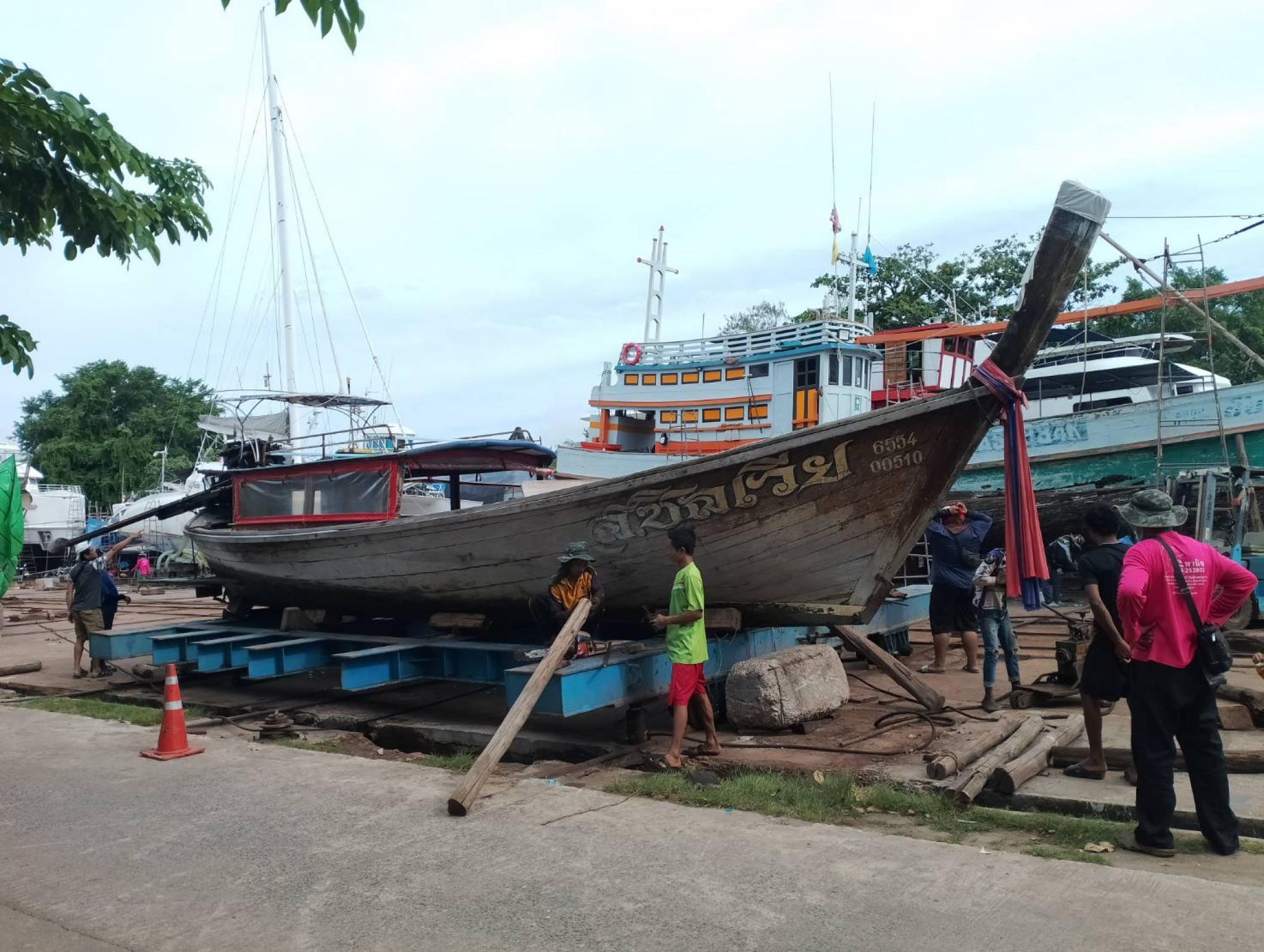 Index of /Apps/DMS/images-server/boats/314